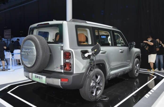 Great Wall Motor's Haval Raptor off-road SUV will launch on October 10 ...