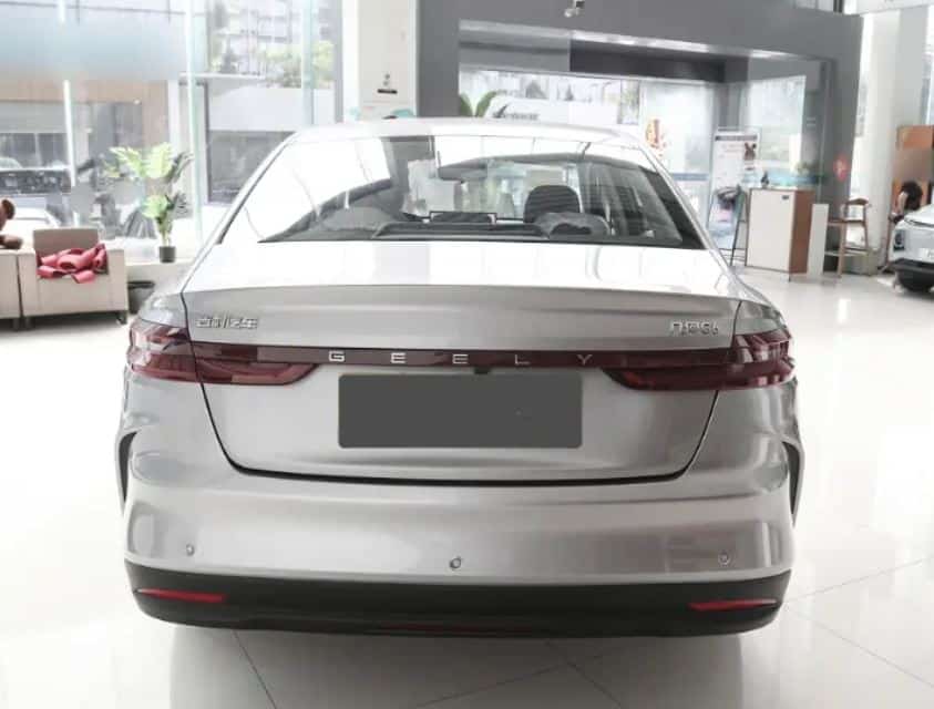 2024 Geely Geometry G6 all-electric sedan offers 500 km and 410 km ...