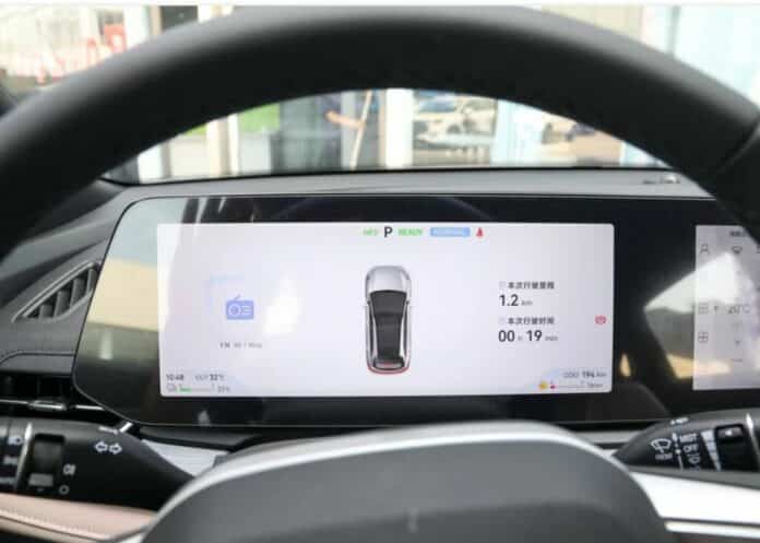 JAC QX PHEV SUV with BYD FinDreams' engine and Huawei HiCar launched ...