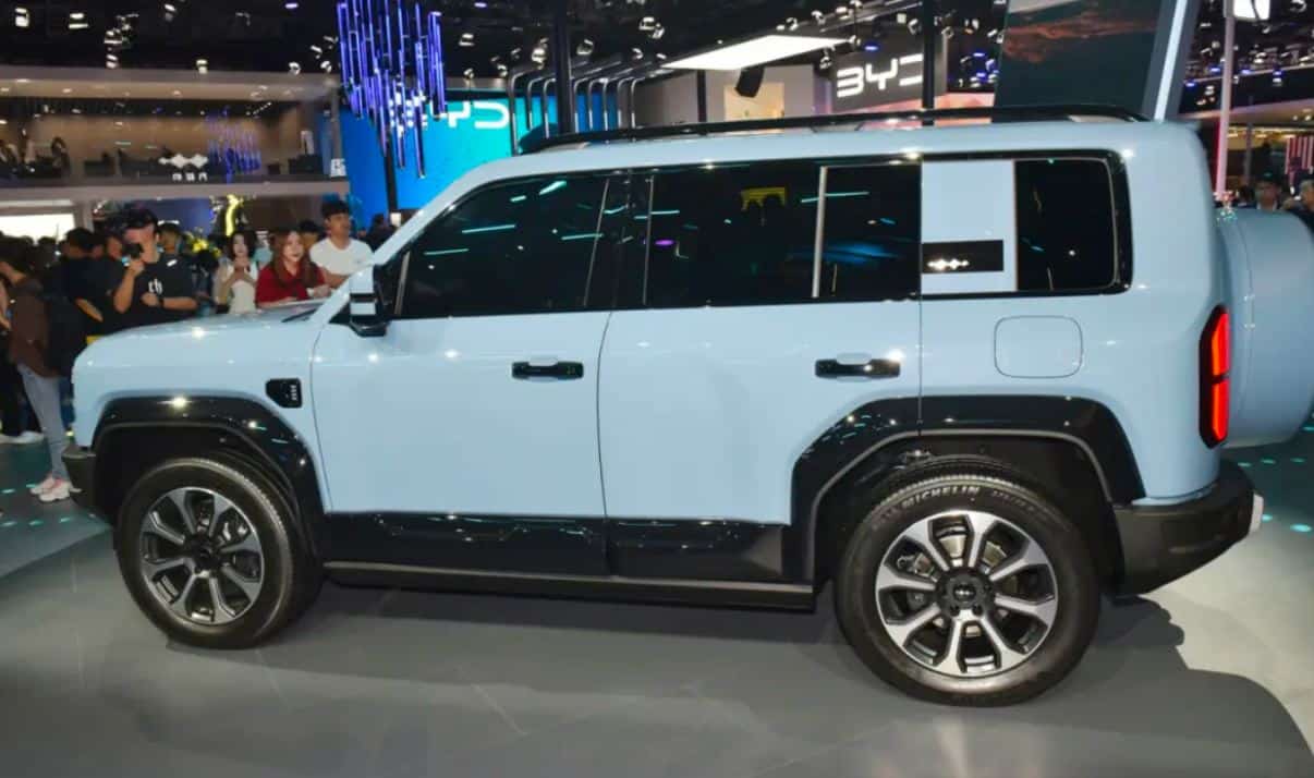 BYD's Fang Cheng Bao Bao 5 off-road SUV interior images revealed in China