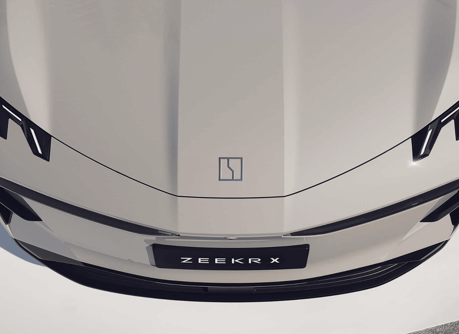 The first Geely Zeekr X for the European market rolls off production line