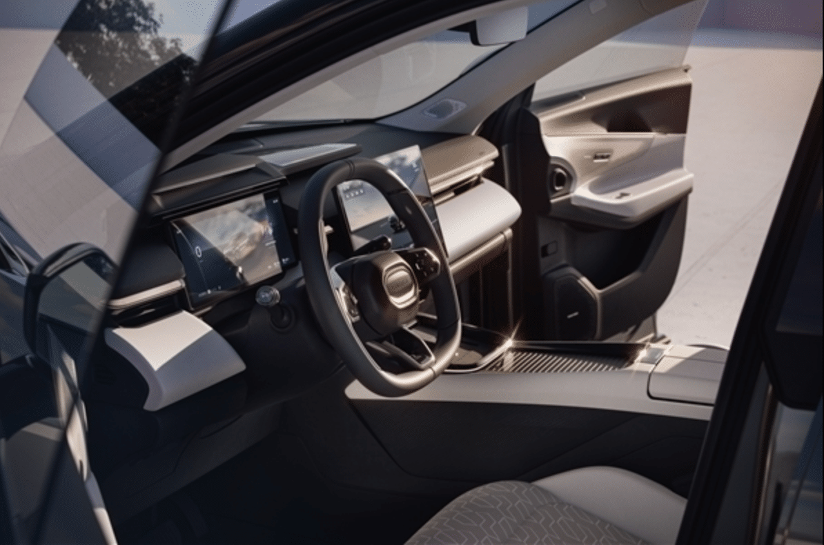 The car with the first Chinese made automotive chip gets over 10,000 ...