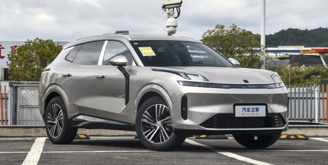 The car with the first Chinese made automotive chip gets over 10,000 ...