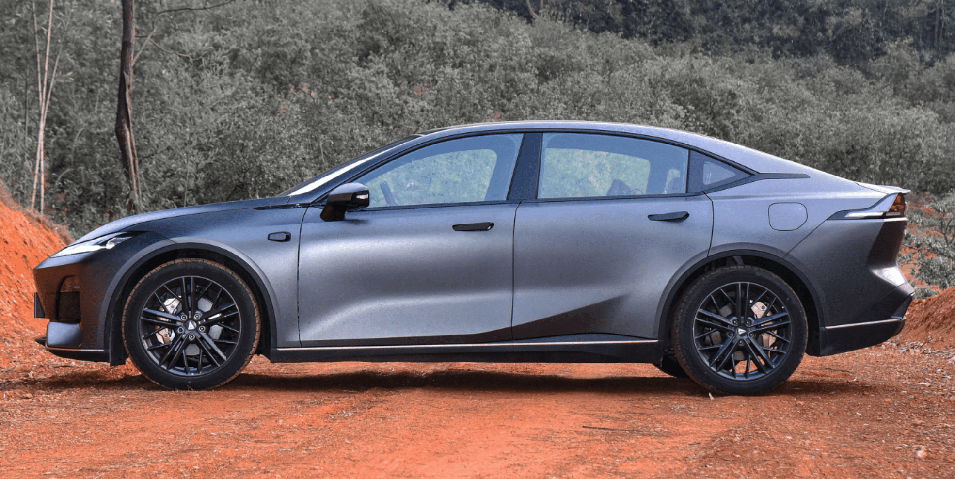 Chinese EV brand Deepal sets a new record as it sells first 100,000 ...