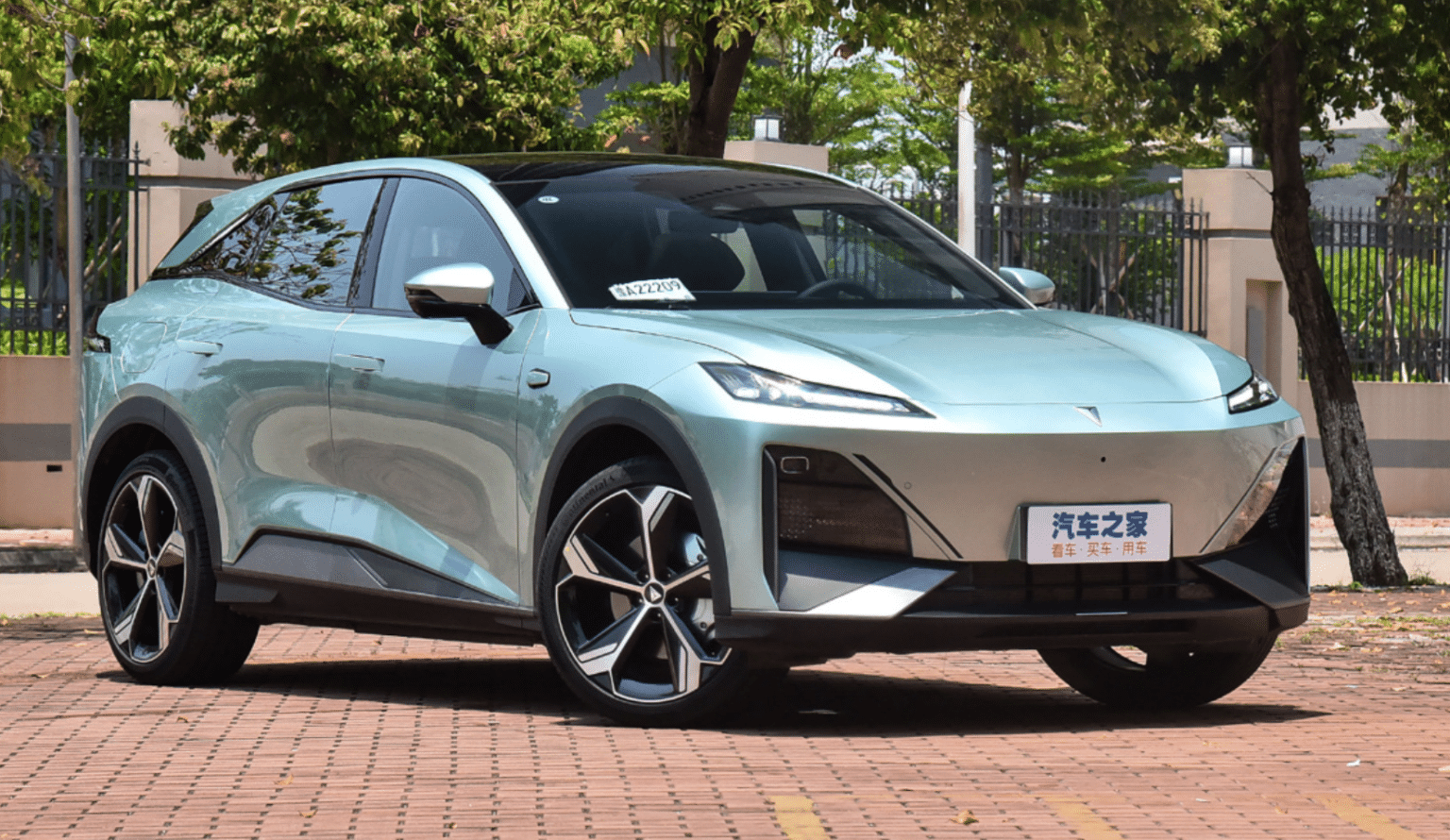 Chinese EV brand Deepal sets a new record as it sells first 100,000 ...
