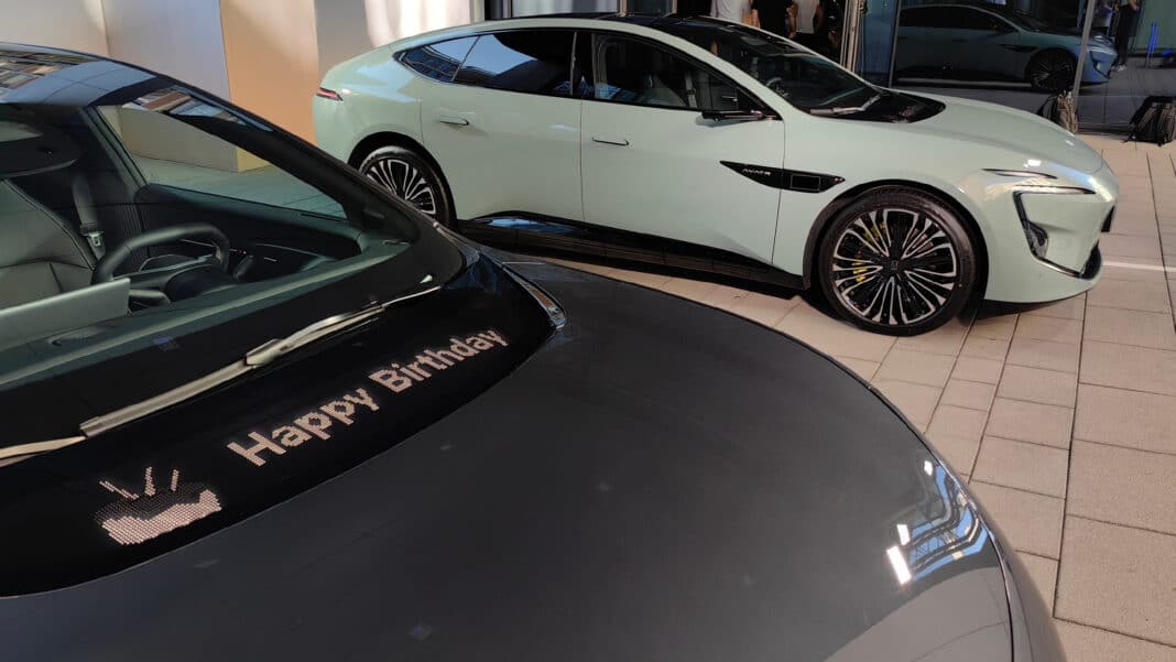 Avatr 12 reveals at the IAA Mobility in Germany with giant screens and ...