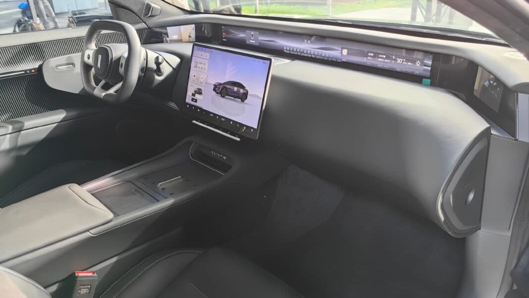 Avatr 12 reveals at the IAA Mobility in Germany with giant screens and ...