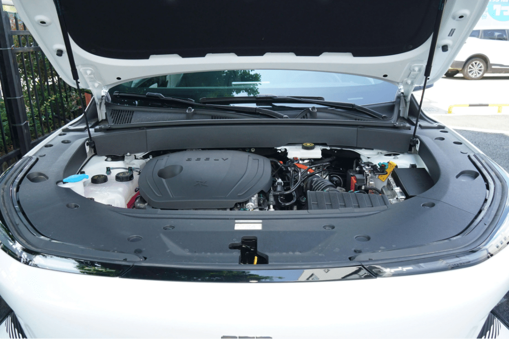 Geely Galaxy L7 Phantom Edition SUV launched with 1,370 km range, priced at 25,500 USD