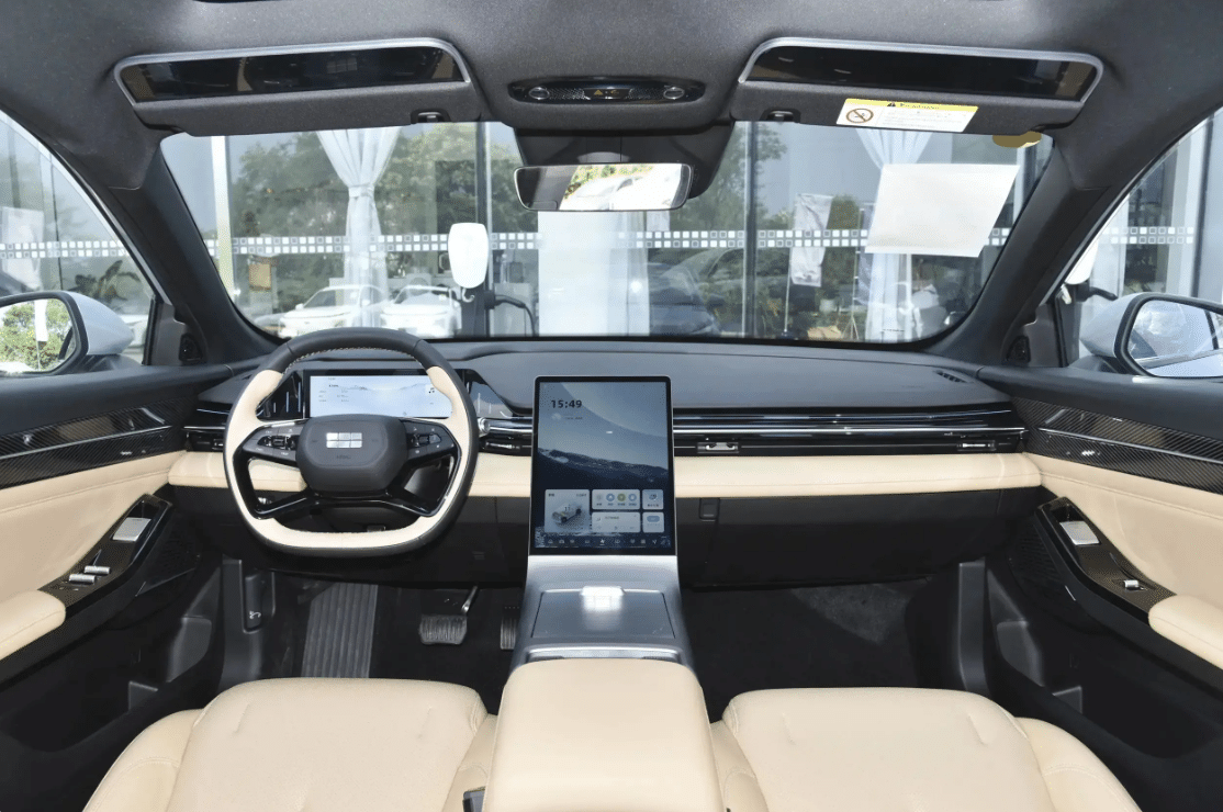 Geely Galaxy L6 PHEV sedan launched in China, 1,370 km range, price ...