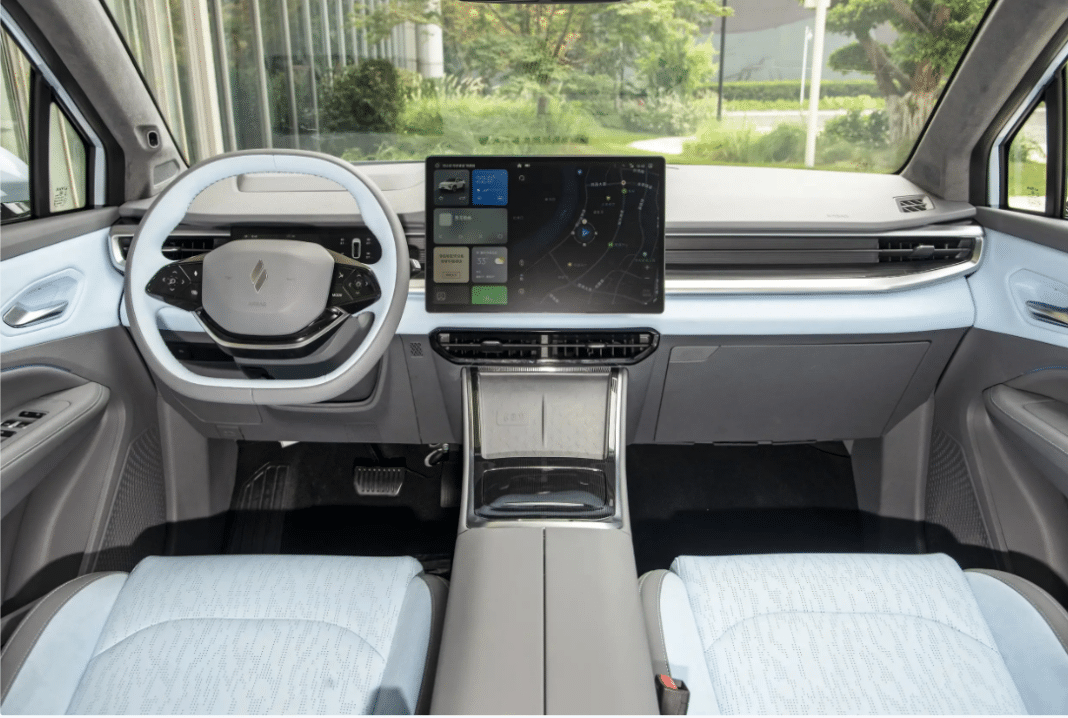 Geely livan 7 EV enters Chinese market