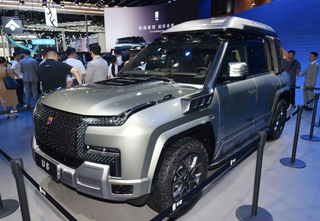 BYD's YangWang U8 launched, can float on water for 30 minutes and sail ...