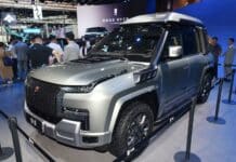 BYD's YangWang U8 launched, can float on water for 30 minutes and sail ...