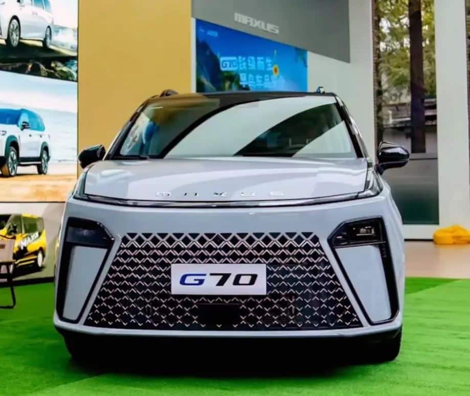 SAIC Maxus G70 MPV starts pre-sale in China
