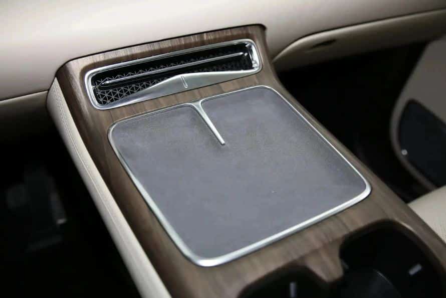 GAC Hycan V09 all-electric MPV launched in China