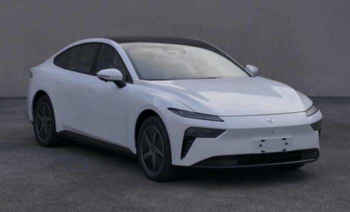 Dongfeng eπ 007 all-electric sedan will unveil on November 6