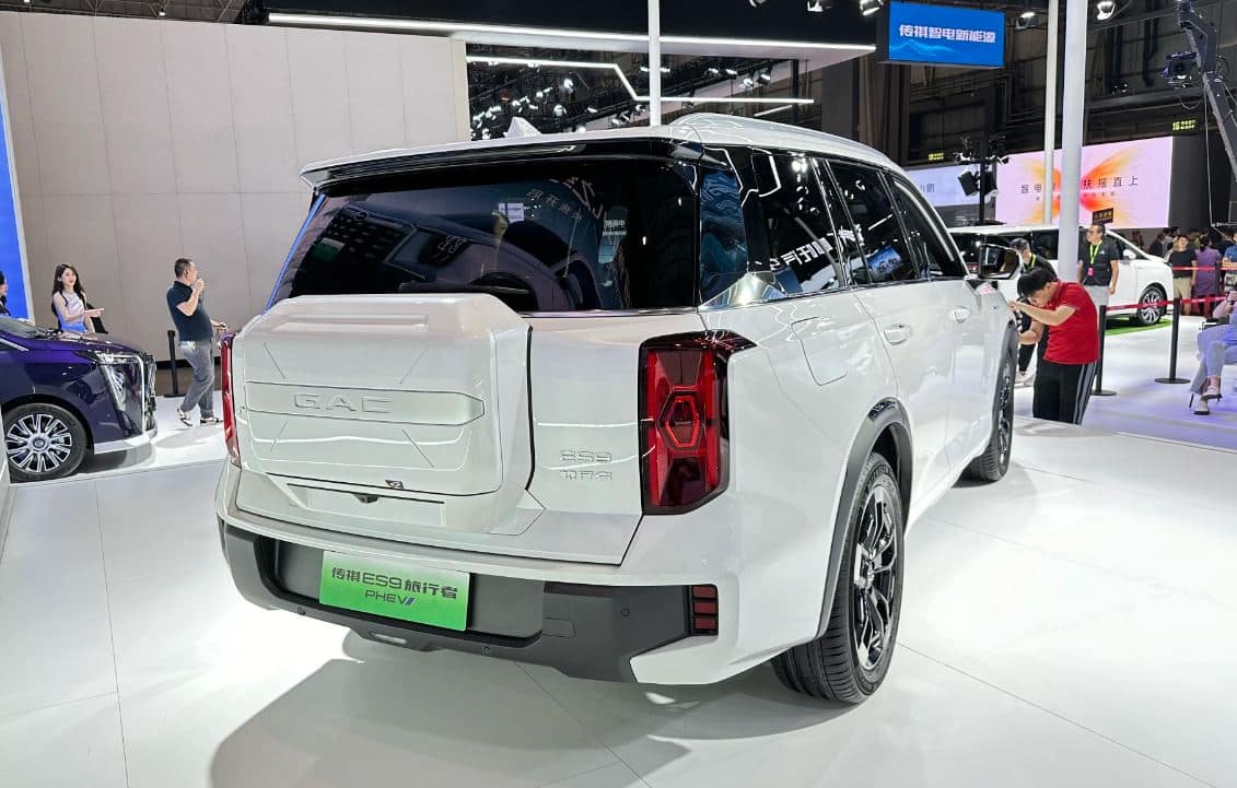 At 5.1 meters long, GAC Trumpchi ES9 PHEV SUV pre-sales starts at ...