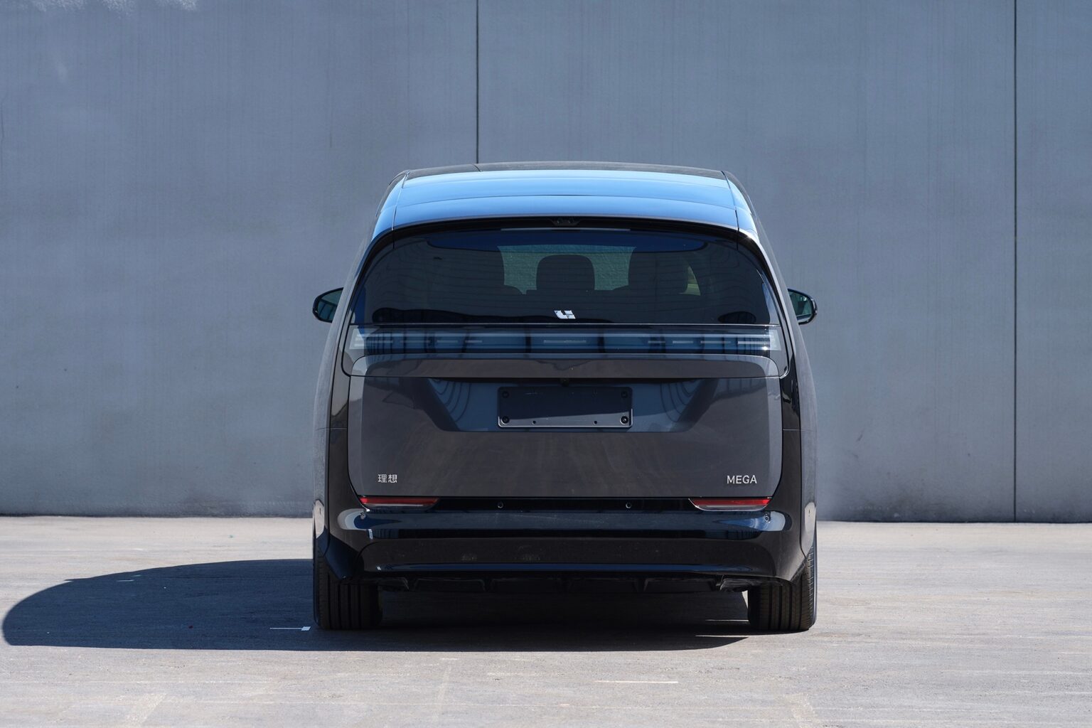 Li Auto Mega MPV unveiled in China, marking brand’s transition into EVs