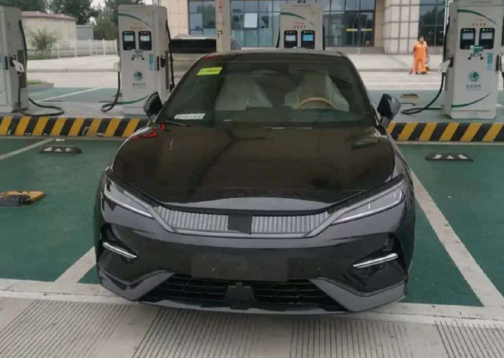 BYD unveils teaser images of Song L SUV interior in China