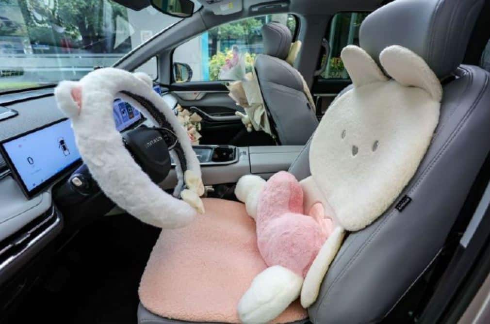 SAIC Maxus G70 MPV starts pre-sale in China