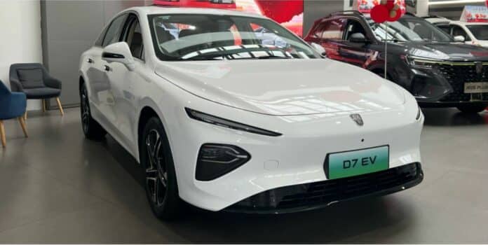 SAIC Roewe D7 sedan arrived at dealers in China