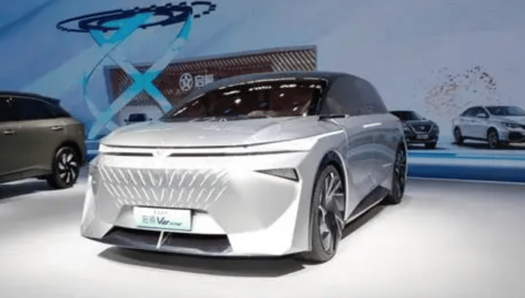 Dongfeng-Nissan Venucia first compact SUV EV debuts October 23