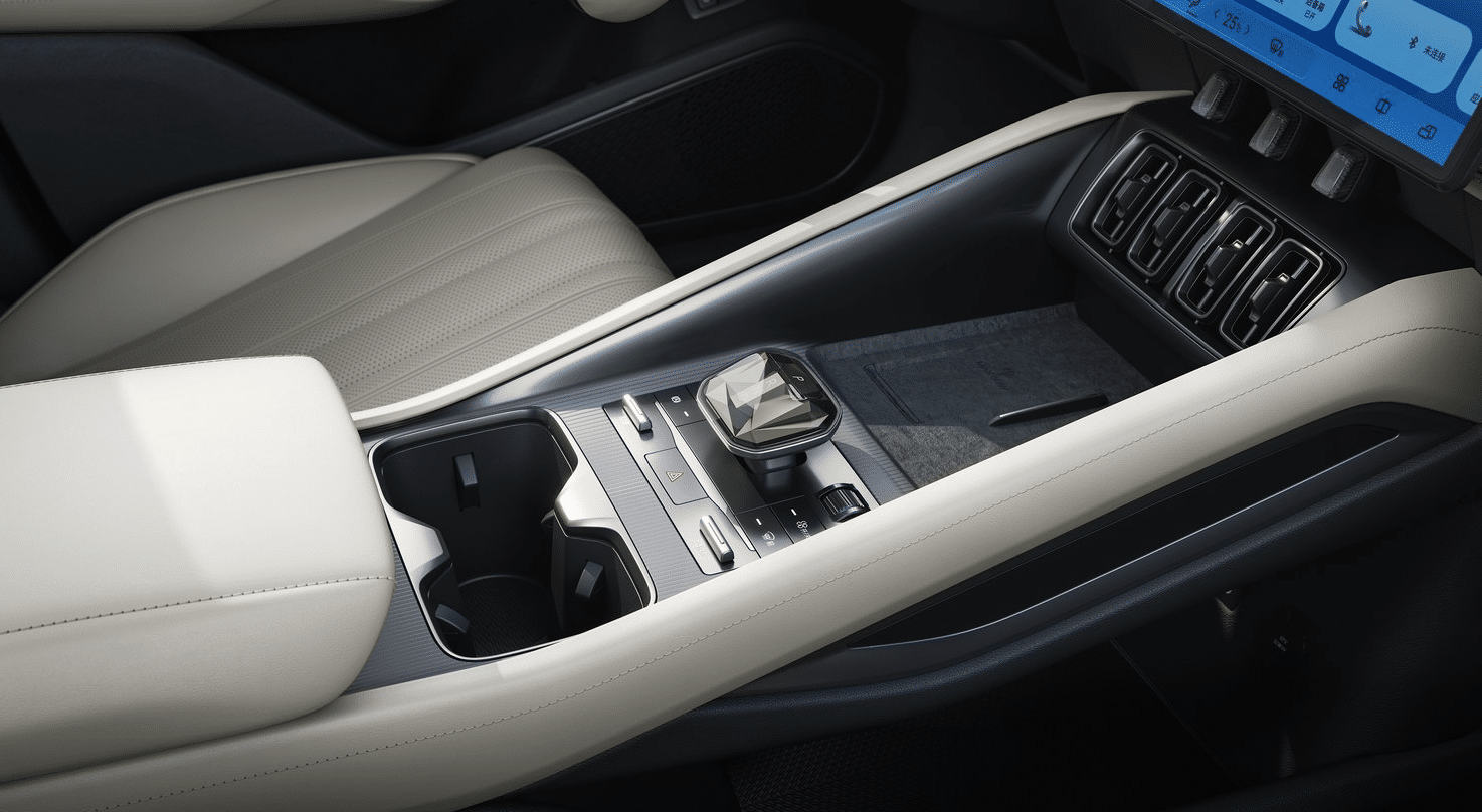 BYD upcoming flagship SUV latest interior images