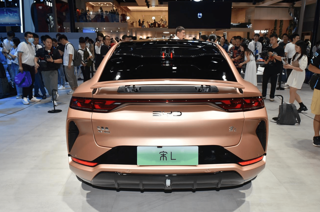 BYD upcoming flagship SUV latest interior images