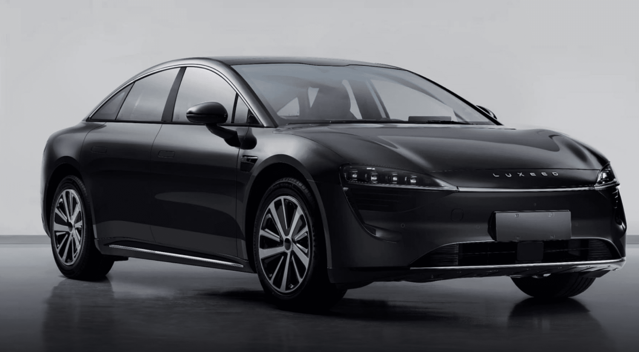 Luxeed S7 front passenger to enjoy Huawei light field screen