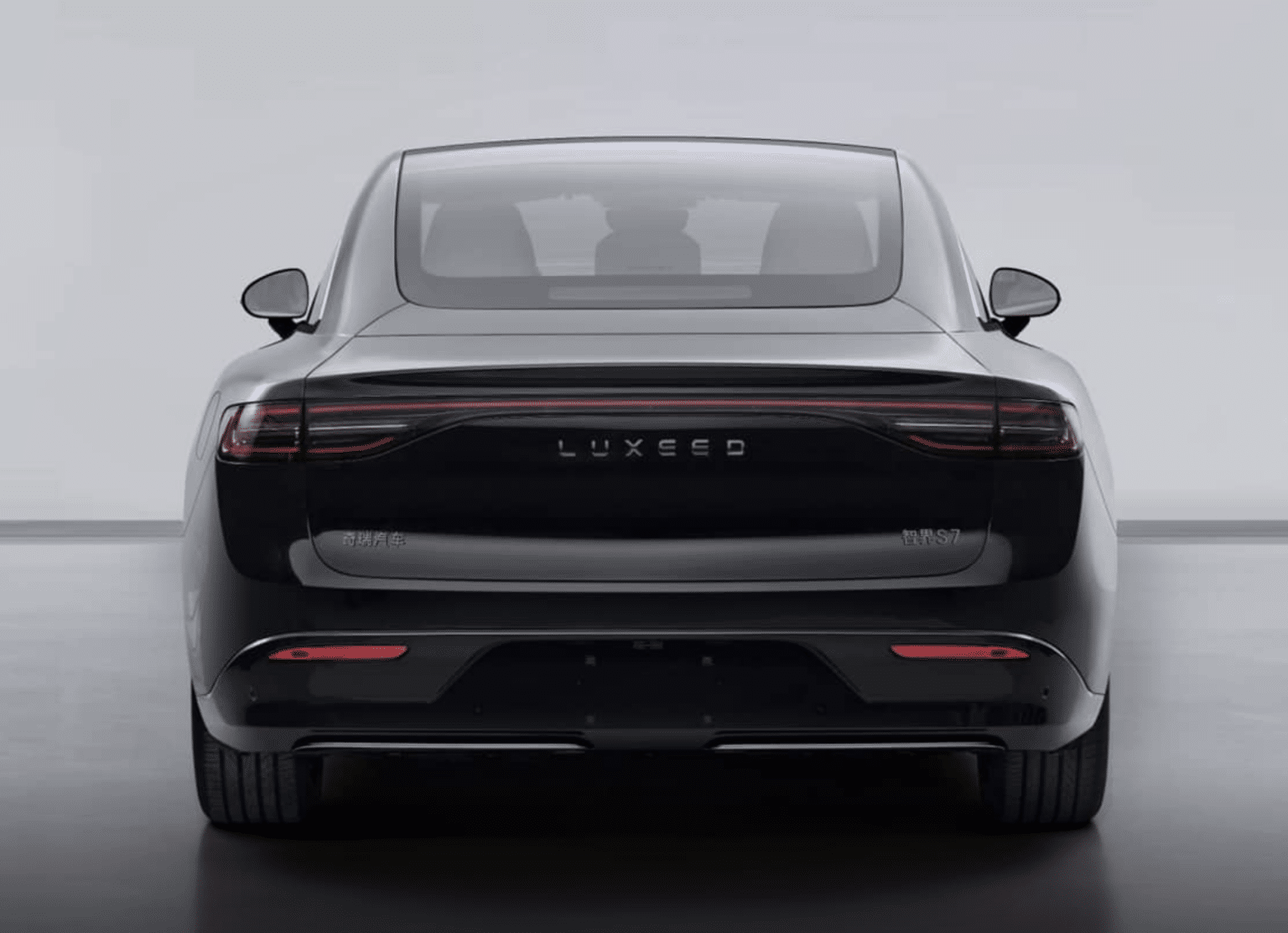 Luxeed S7 front passenger to enjoy Huawei light field screen