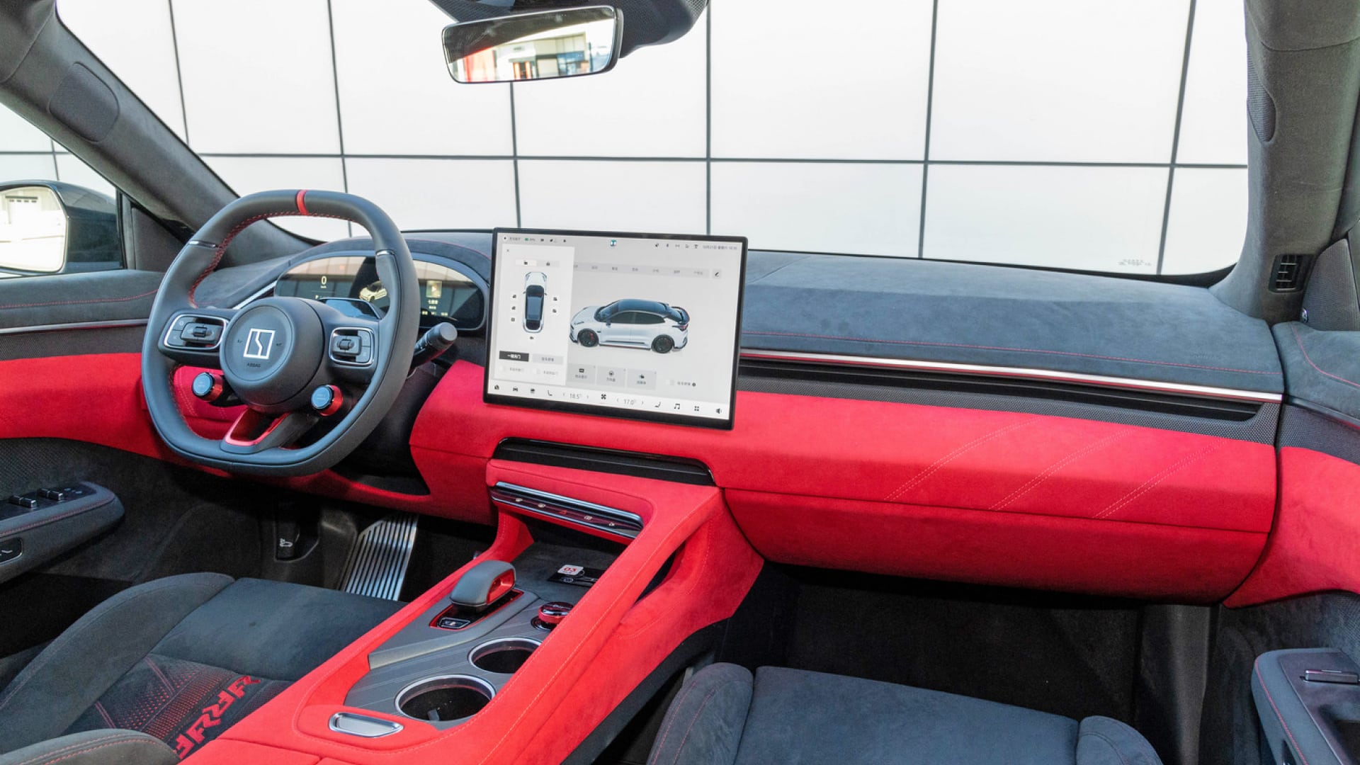 Zeekr 001 FR with 1,247 hp priced at 105,100 USD in China