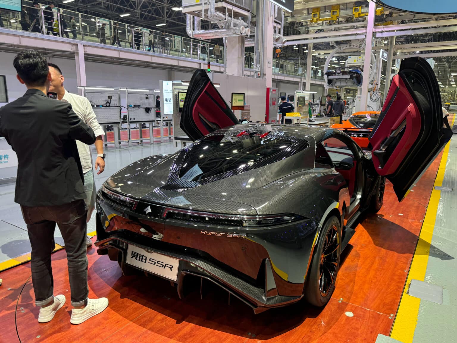 Hyper SSR with 1,224 hp launched in China. Starts at 176,400 USD