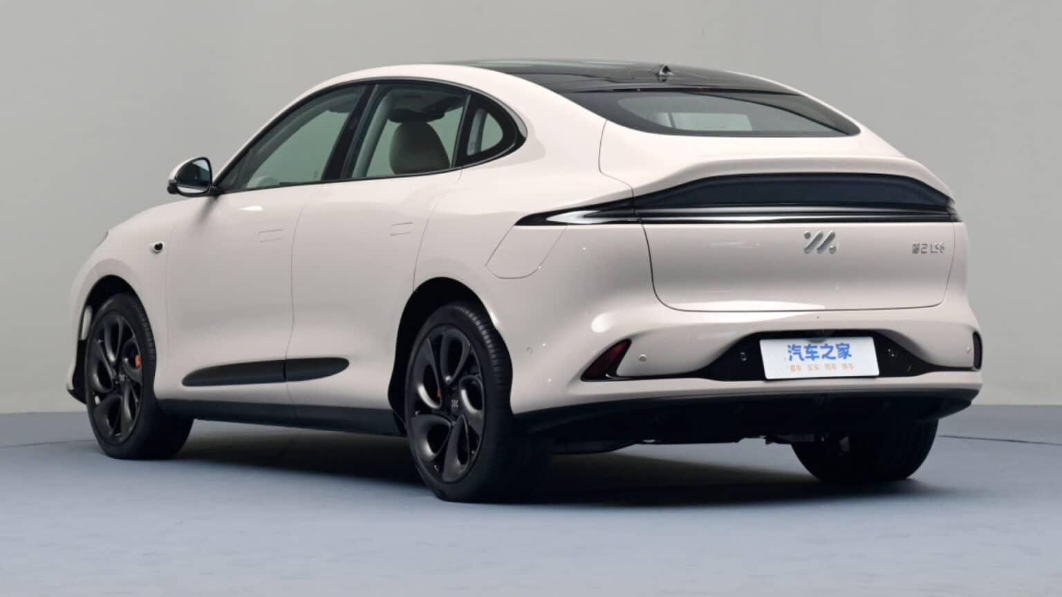 IM LS6 launched in China with 787hp, price starts at 29,430 USD. Model Y rival