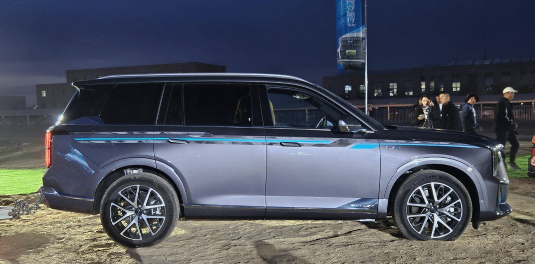 GAC Trumpchi ES9 plug-in hybrid SUV launched in China