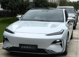 Galaxy E8 all-electric sedan will unveil on October 30 in China