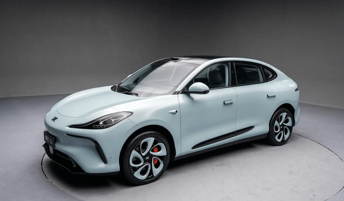 IM LS6 all-electric SUV receives 25000 blind orders