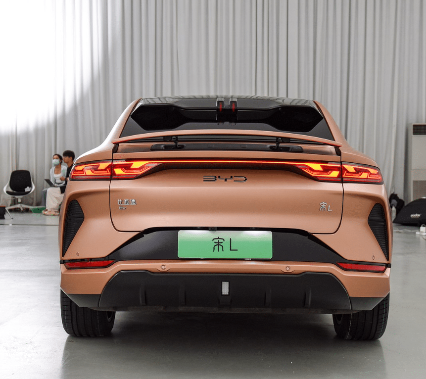 BYD unveils teaser images of Song L SUV interior in China