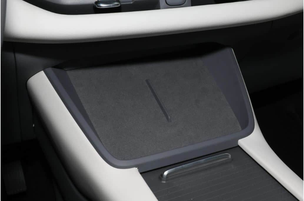 Lynk & Co 06 EM-P with first China-made chip enters market