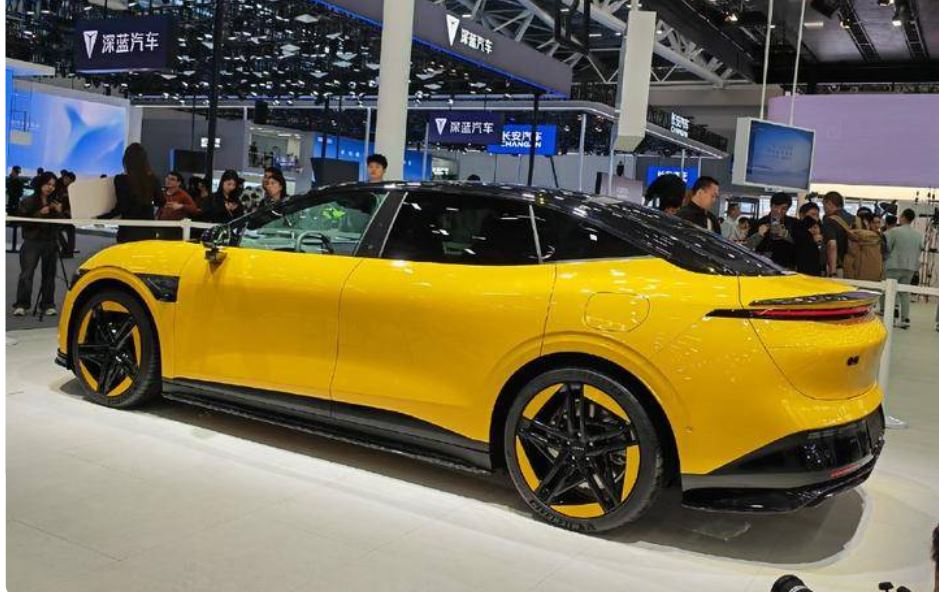 Zeekr 007 received over 20,000 orders in 48 hours of pre-sale