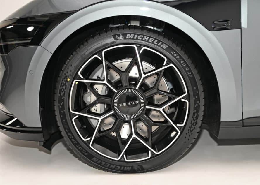 Zeekr 007 received over 20,000 orders in 48 hours of pre-sale