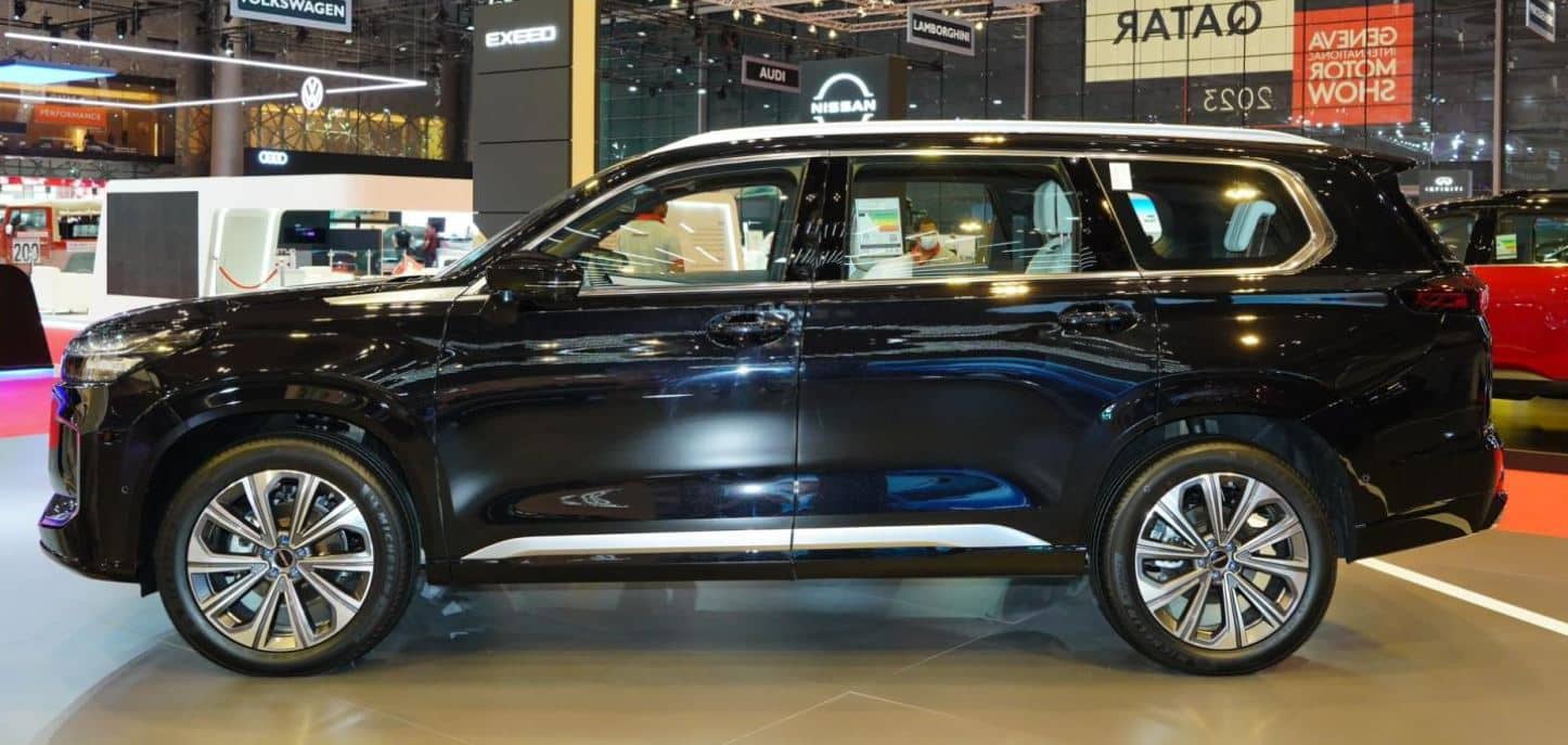 New Exeed VX gasoline-powered SUV enters market at 31,300 USD