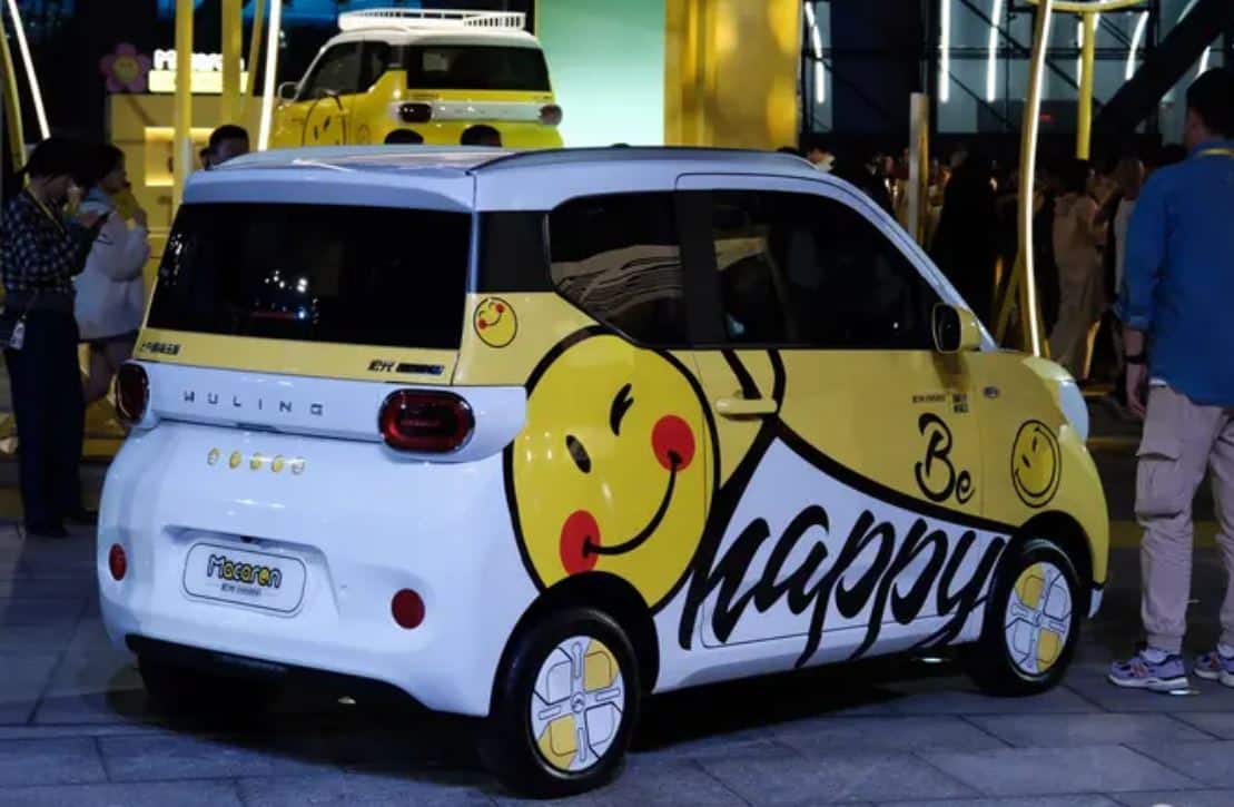 New Wuling Hongguang Mini EV Macaron launched at 6,400 USD