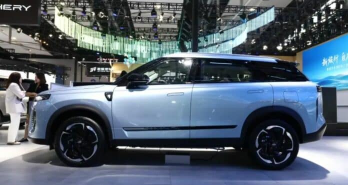 Chery Fengyun T6 SUV with BYD's FinDreams battery debuted