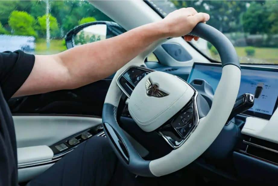 Dayun Yuanhang Y6 is an all-electric sedan with 1,020 km range