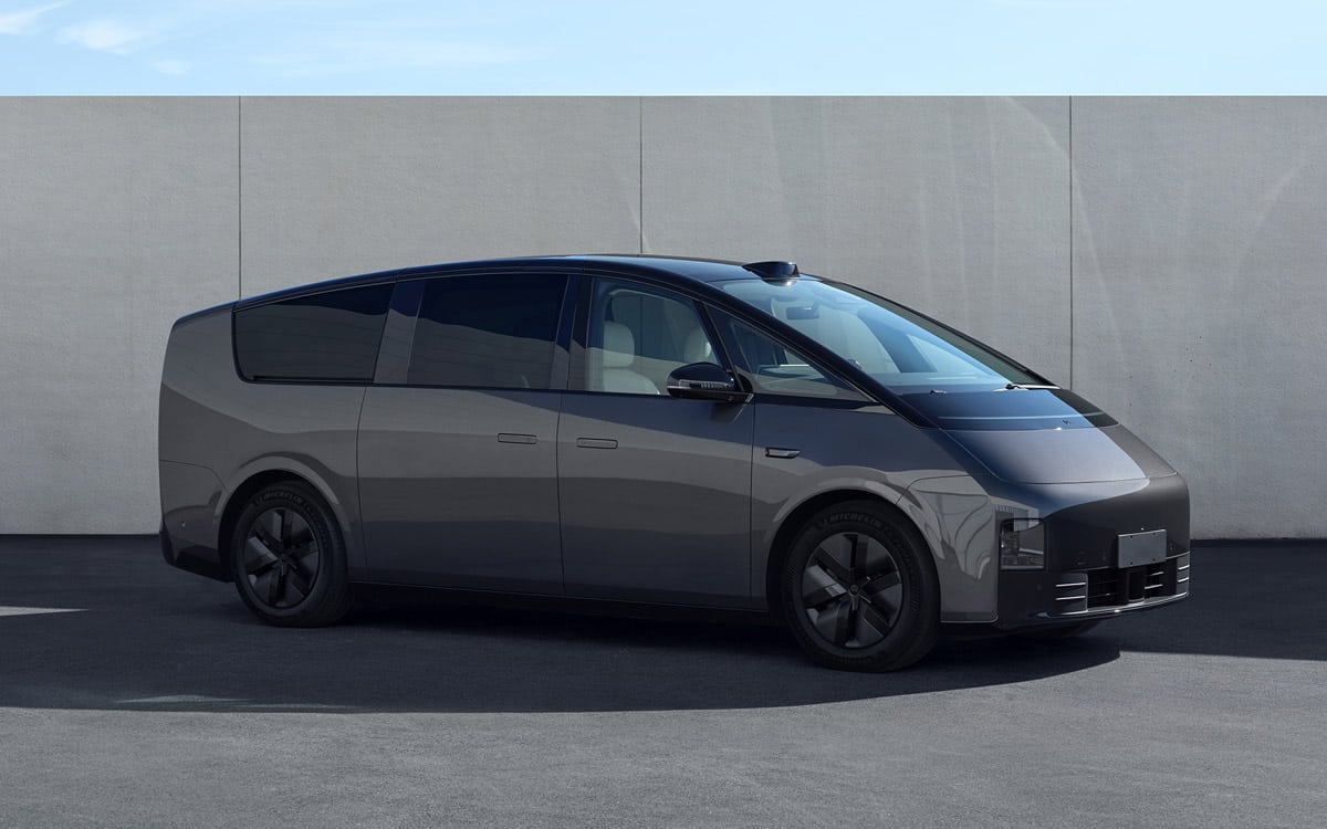 Li Auto Mega exposed in China right before the market launch