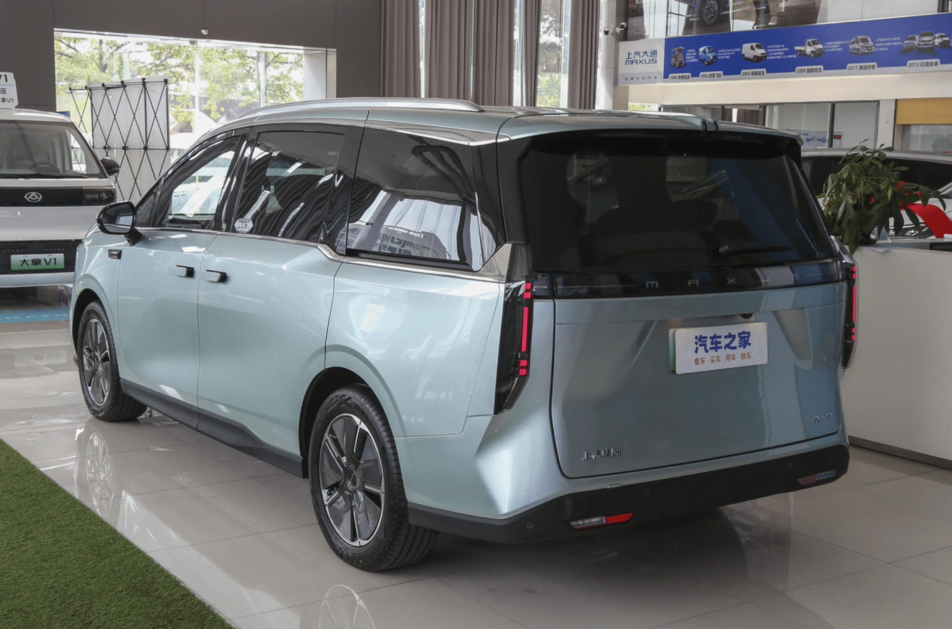 SAIC Maxus family MPV goes on sale this week