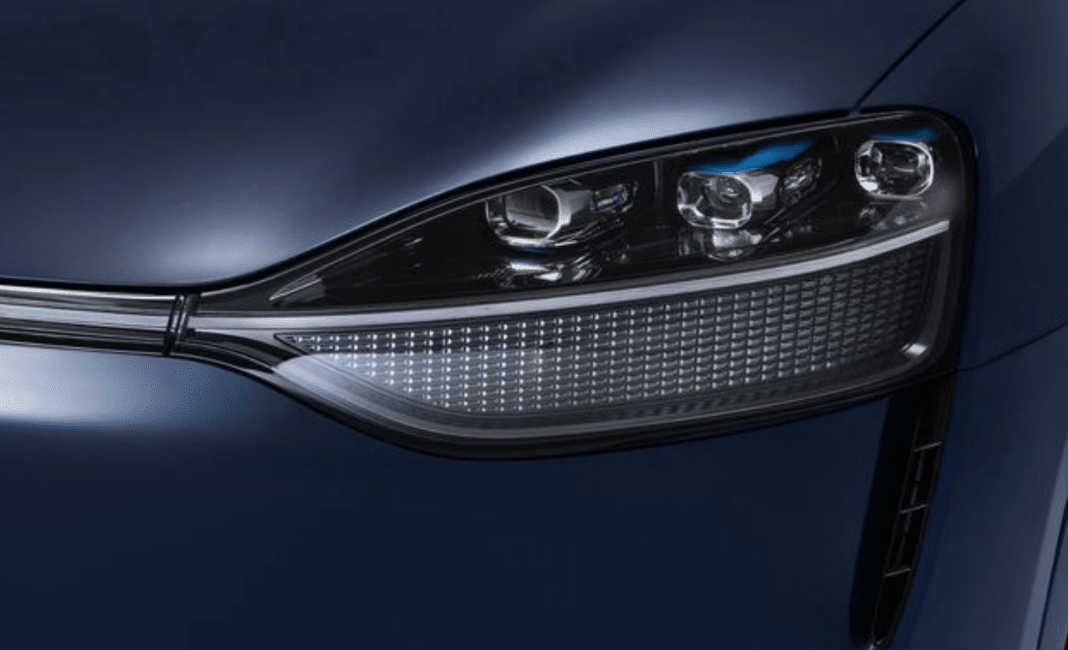 Aito M9 debuts at Guangzhou Auto Show