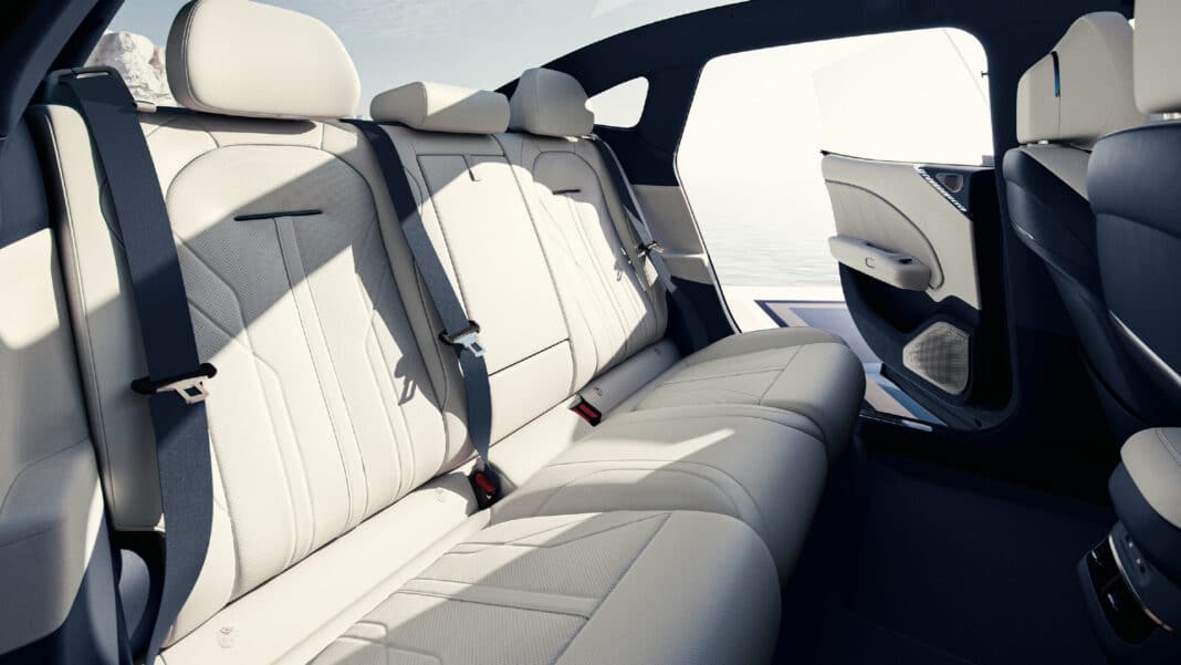 Zeekr 007 pre-orders in China at 31,730 USD with 870-km range