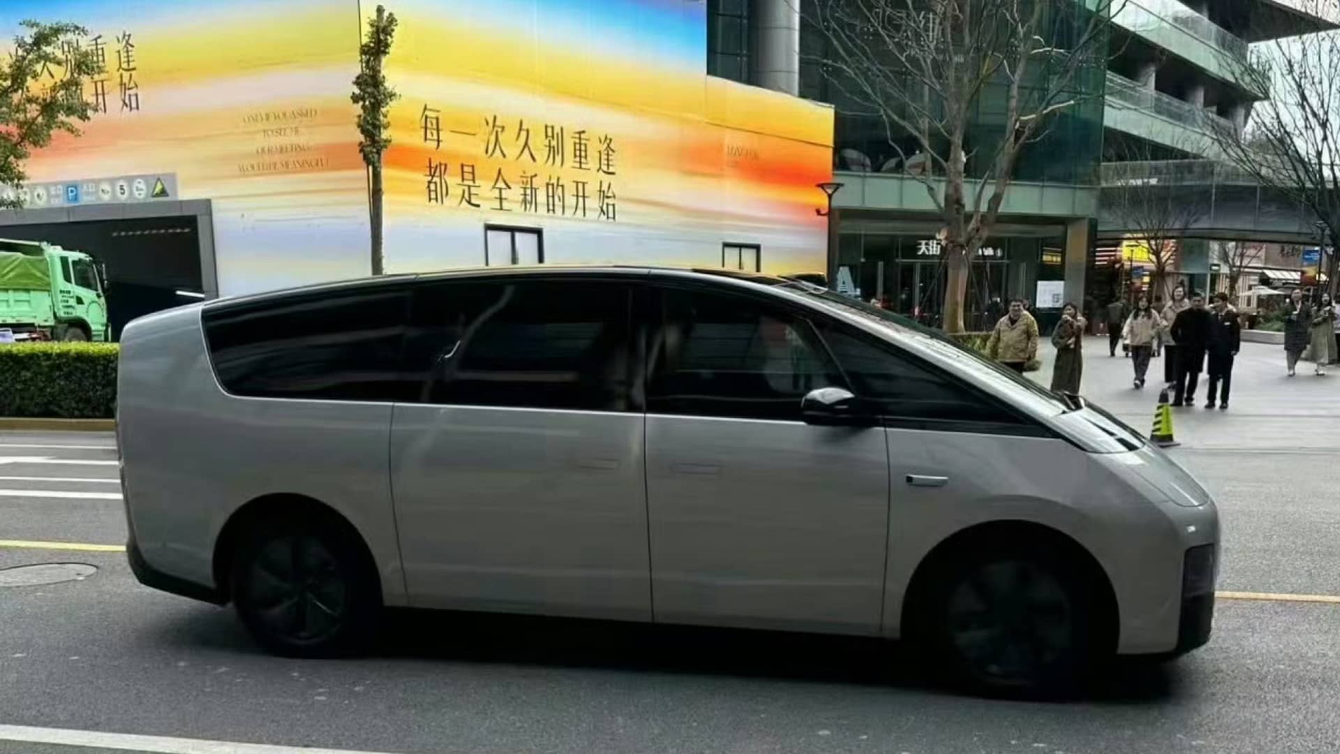 Li Auto Mega exposed in China right before the market launch