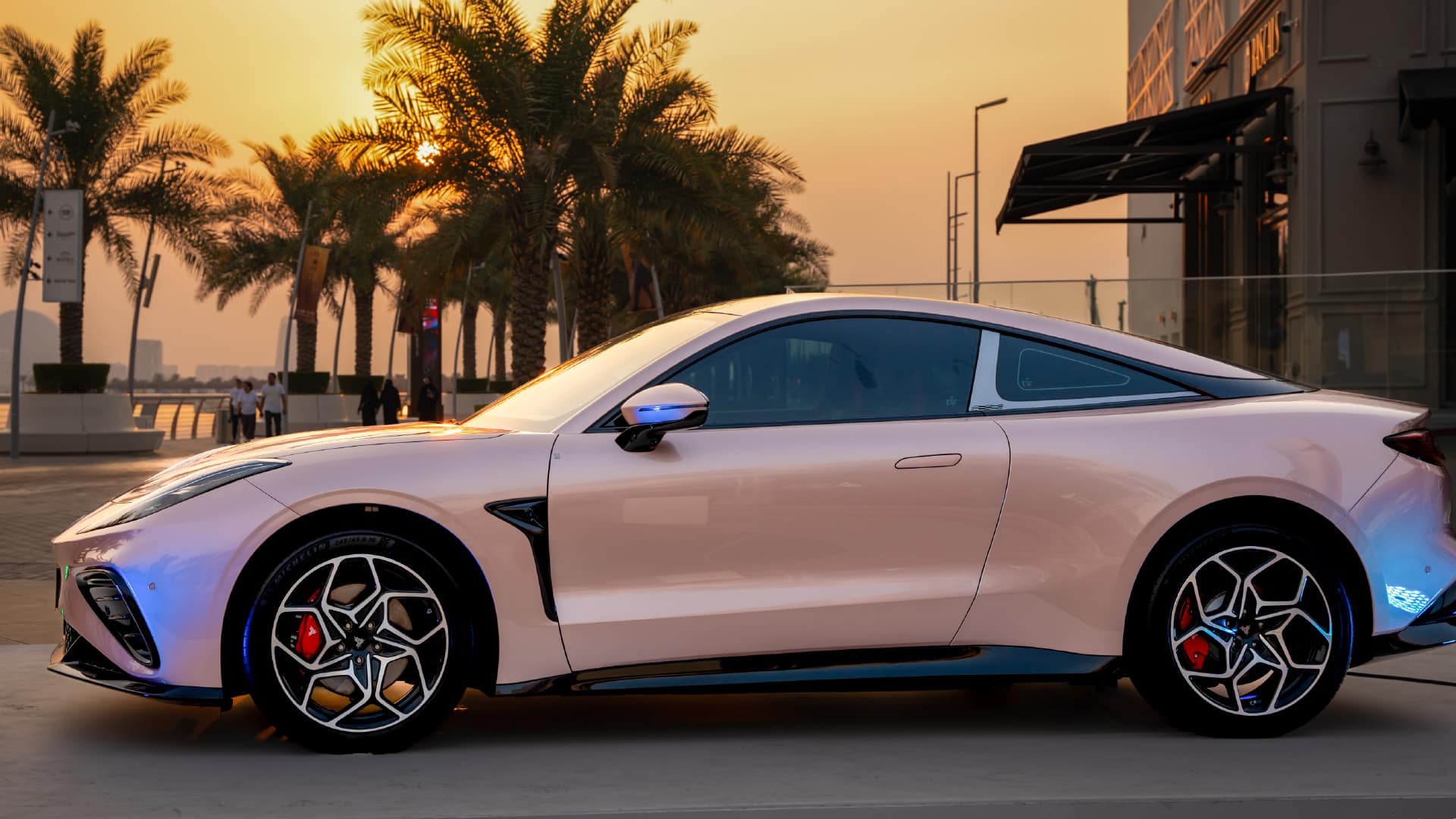 Neta displays two models in UAE, accelerating overseas expansion