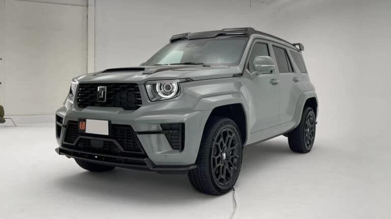 Tank 700 Hi4-T is an off-road beast from Great Wall Motor